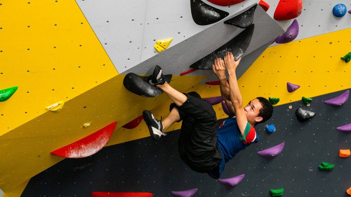 Youth Indoor Rock Climbing | YMCA Newark & Sherwood